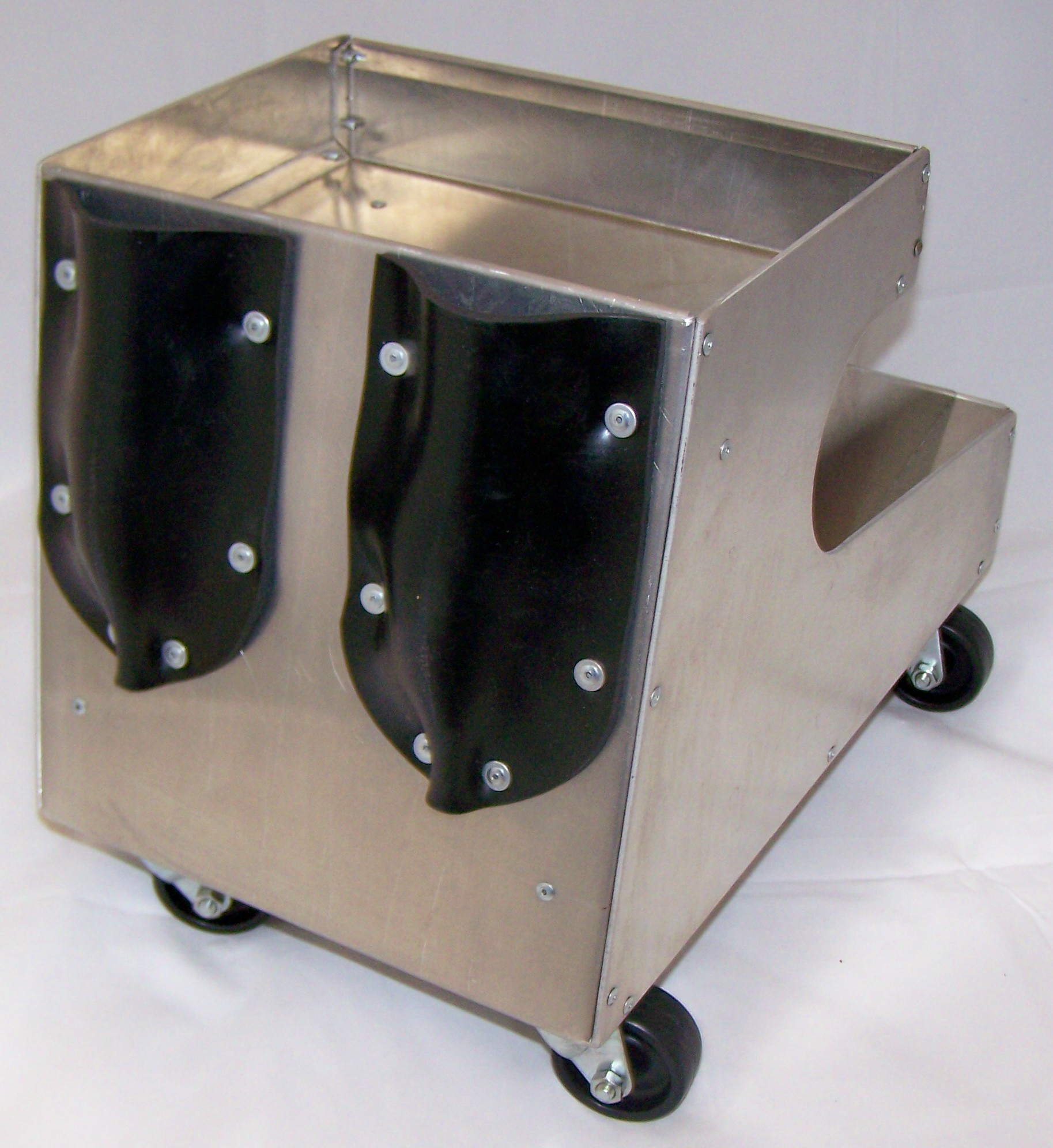 ThoroBred Aluminum Shoeing Box, Style #90-centaurforge.com